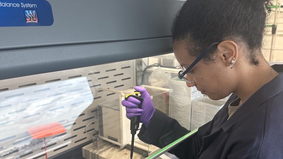 Undergraduate Researchers Tackle Cancer | University of San Francisco