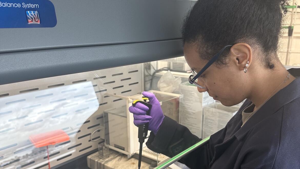 Undergraduate Researchers Tackle Cancer | University of San Francisco