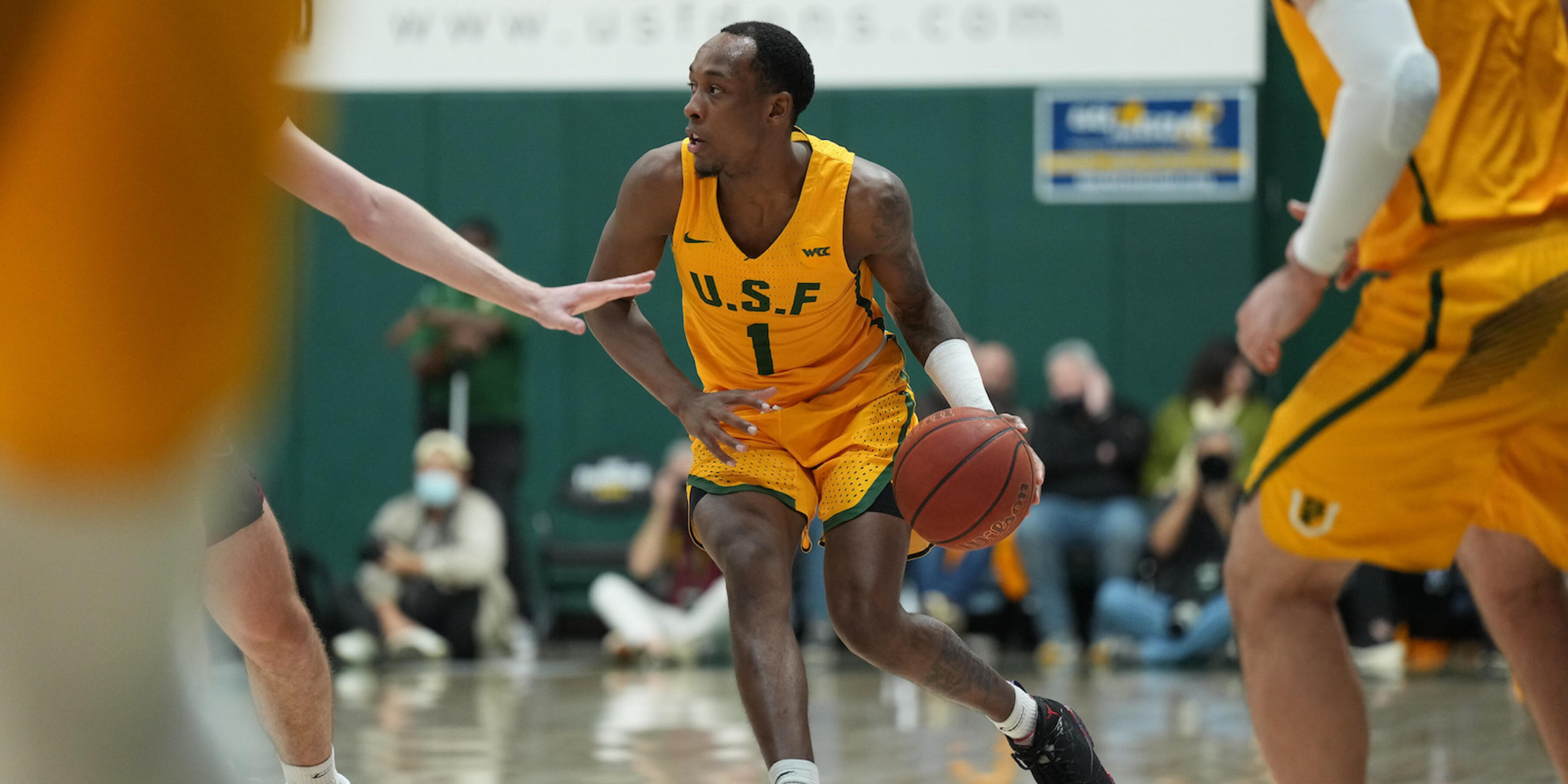 Dons Battle Until Final Buzzer | University of San Francisco